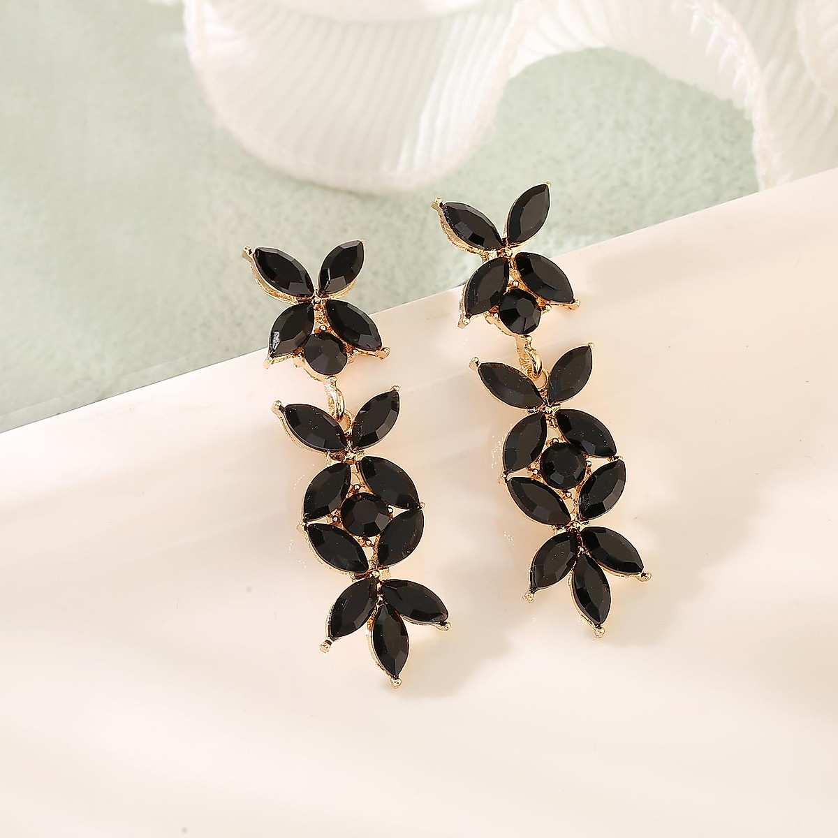 Black Rhinestone Dangle Earrings Elegant Marquise Crystal Cluster Drop Earrings for Women Cocktail Costume