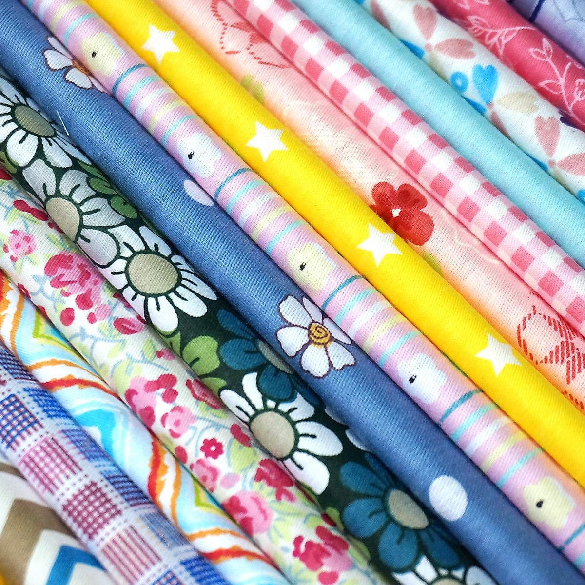 Cotton Quilting Fabric Misscrafts 50pcs 8" x 8" (20cm x 20cm) Craft Supplies Top Fat Quarter Bundles Floral Precut Fabric Square for DIY Craft Patchwork