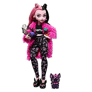 Monster High Doll, Draculaura Creepover Party Set with Pet Bat Count Fabulous, Sleepover Clothes & Accessories