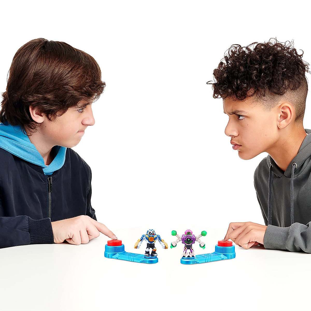 Akedo - Ultimate Arcade Warriors Battle Giants Versus Pack - Drillborg VS Alphawolf - Mini Battling Action Figures Ready, Fight, Split Strike For Ages 6+