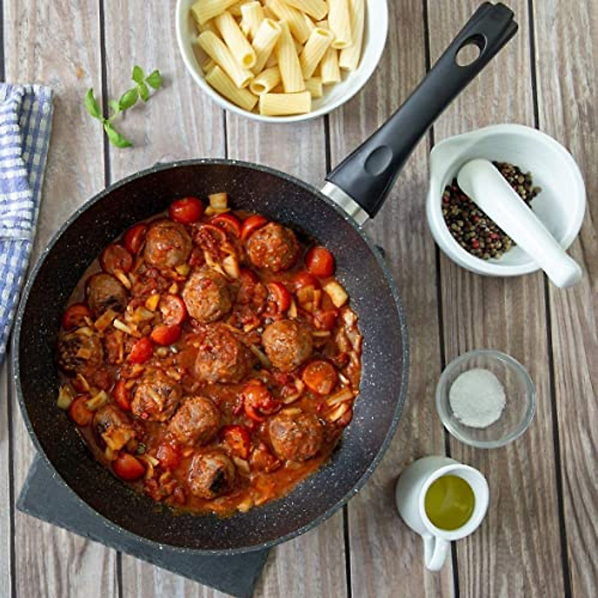 Blackmoor Frying Pans / 8", 9.5", 11" Sizes/Stylish Black Or Gray Marble Finish/Non-Stick & Anti-Scratch/Cool Touch Handle/Suitable for Induction, Electric and Gas Hobs (9.5", Black)