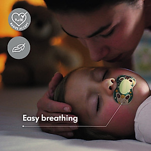 Medela Baby Pacifier | Night - Glow in The Dark | 18+ Months | 2-Pack | Lightweight | BPA-Free | Owls and Moon with Stars