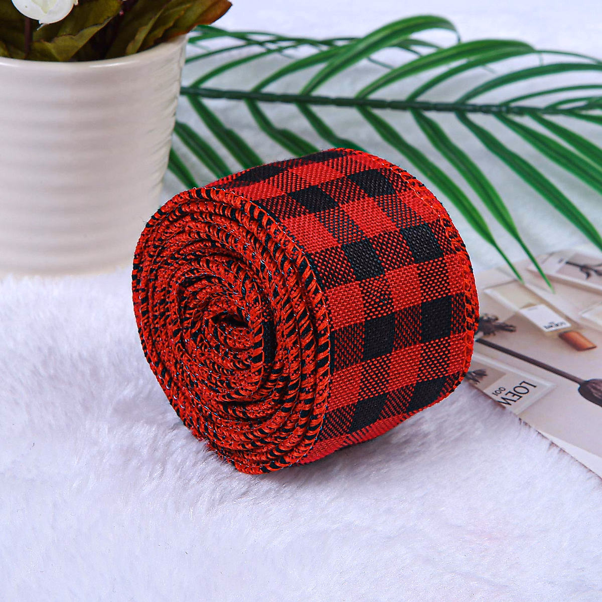 URATOT Red and Black Plaid Burlap Ribbon Christmas Wired Ribbon Wrapping Ribbon for Christmas Crafts Decoration, Floral Bows Craft (5cm x 6m)