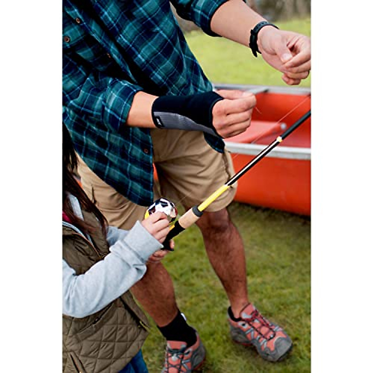 ACE Reversible Splint Wrist Brace, Provides moderate-stabilizing support to sore, weak and injured wrists, Adjustable, Gray, 1/Pack