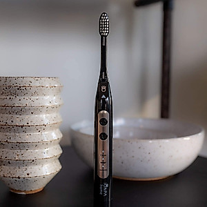 IONIC KISS IONPA DH Home Black Special Bundle Ionic Power Electric Toothbrush Black, 2×Regular, 2×Wide, 2×Compact Brush Heads, Made in Japan, DH-311 BK