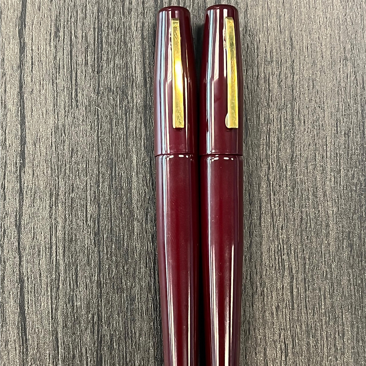 Police Magnum Small Pepper Spray Pen self Defense kit- Discreet Pocket Size Security- Made in The USA- 2 Pack Burgundy Tactical Pens