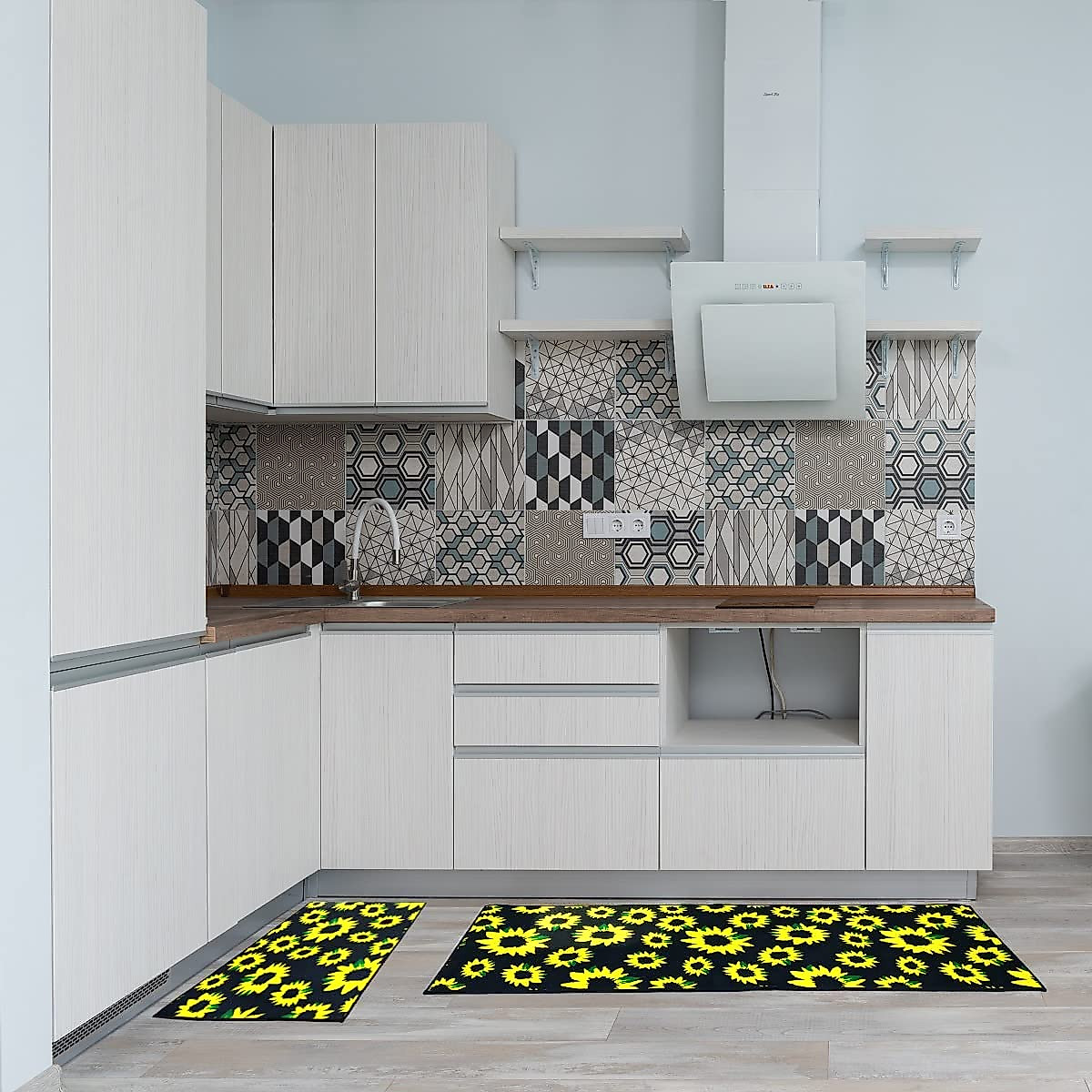 HJJKKH Sunflower Kitchen Rugs Set of 2pcs Anti Fatigue Mat,Waterproof Non Slip Sunflower Kitchen Mats Set for Kitchen Floor,Spring Summer Decorative Rugs for Home Kitchen (19.7x31.5+19.7x63 inch)