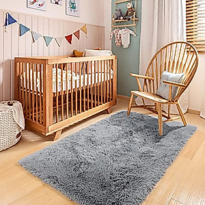 PAGISOFE Fluffy Shaggy Area Rug, Rugs for Bedroom 3x5, Soft Fuzzy Rugs for Girls Boys Bedroom, Kids Room, Furry Throw Rugs for Dorm, Shag Carpet for Nursery Decor, Small Bedside Rug, Grey