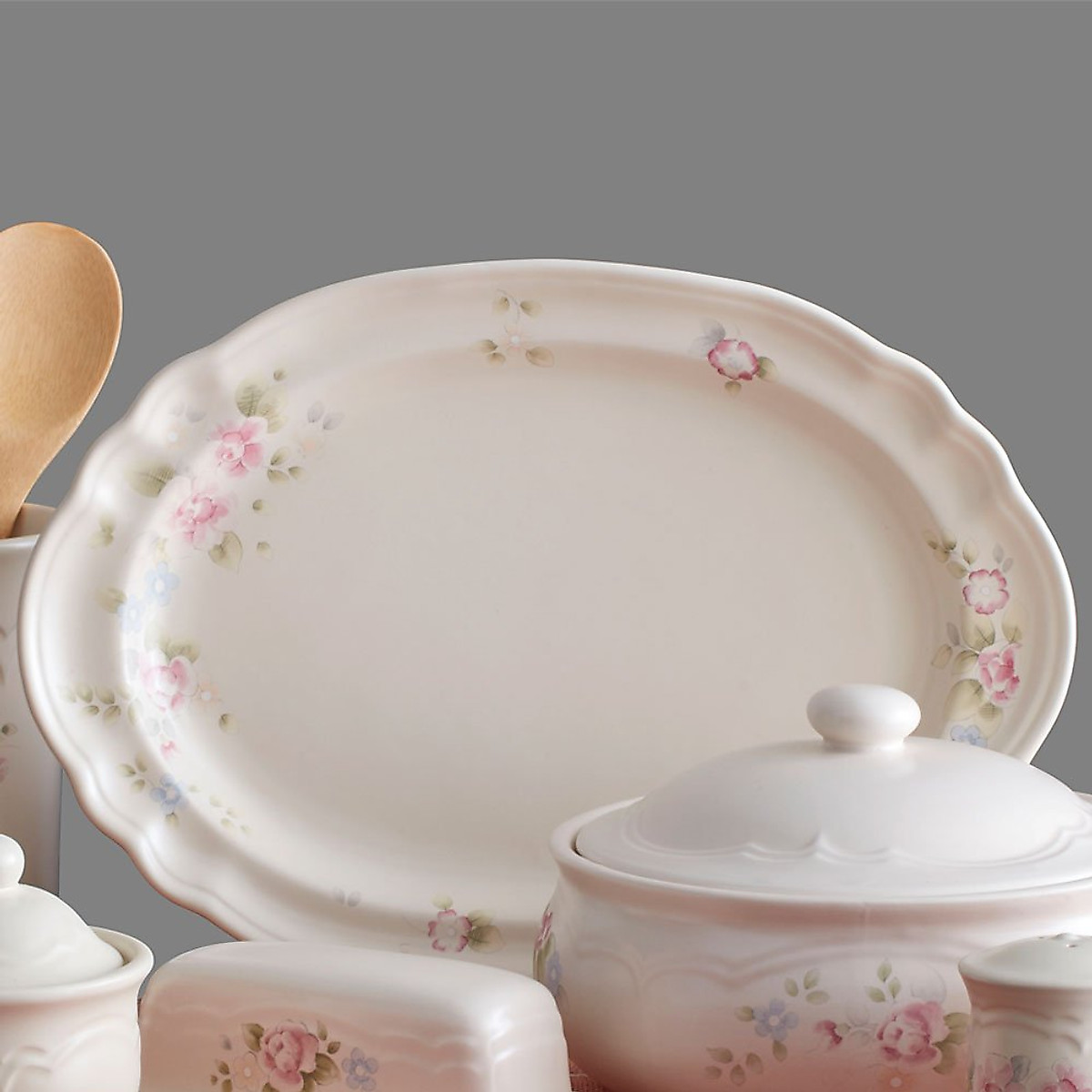 Pfaltzgraff Tea Rose Oval Serving Platter, 14-Inch