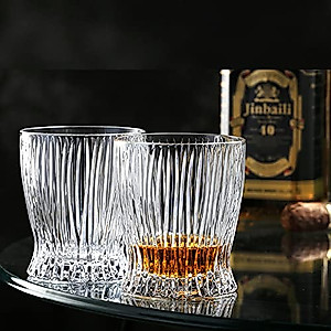 Whiskey Glasses Gift Box Set - Crystal Old Fashioned Whiskey Glasses with Skull Ice Molds - for Scotch, Bourbon, Cocktails - Crystal Glassware Gifts to Men, Whiskey Lover - 10oz