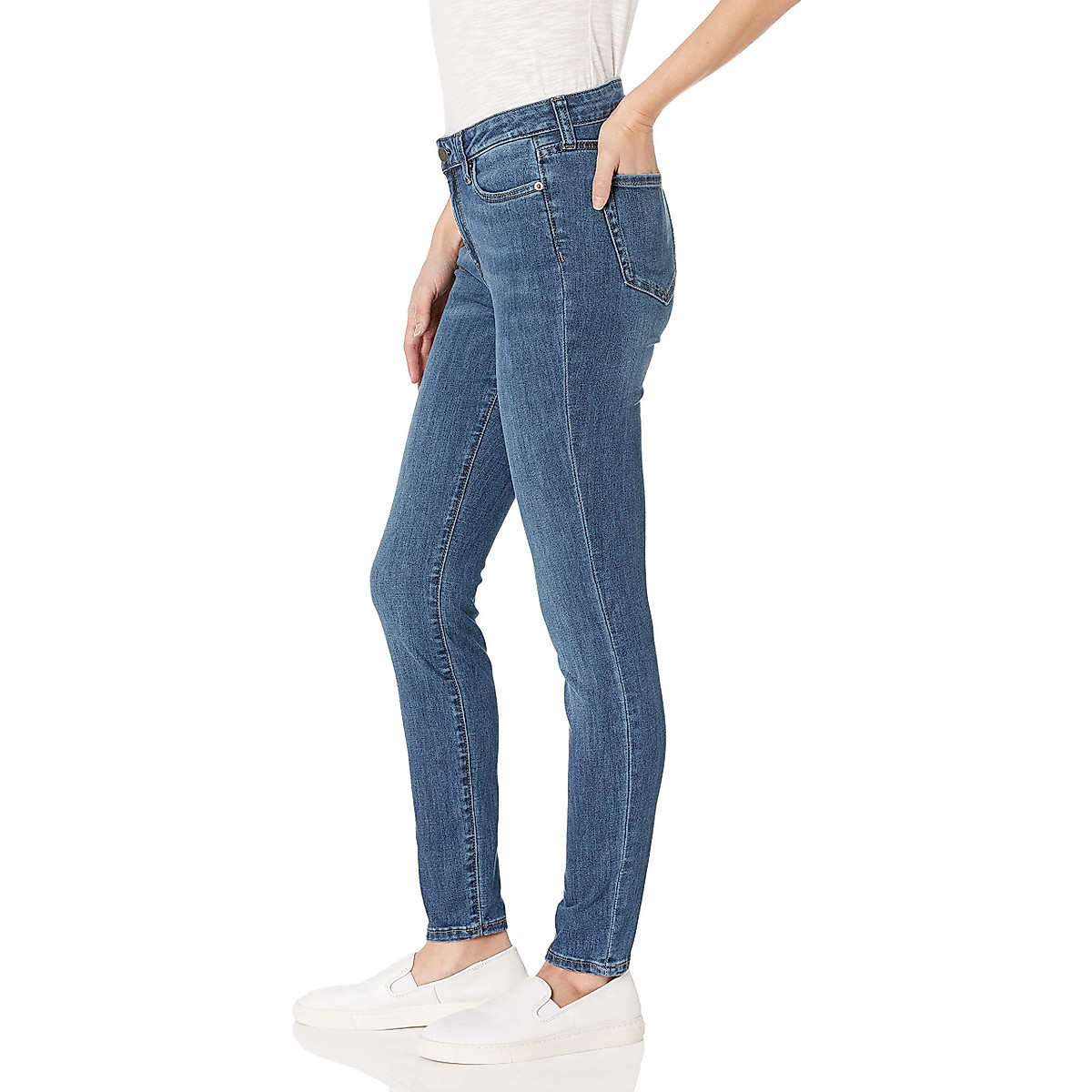 Amazon Essentials Skinny Jeans for Women (Stretchy), Medium Wash, Size 4 Short