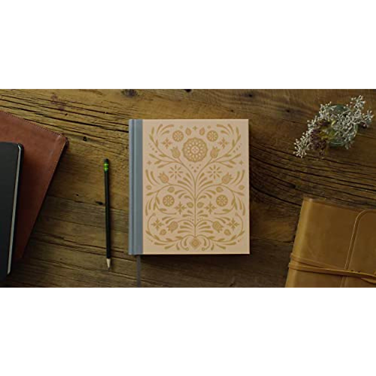 ESV Journaling Study Bible (Cloth over Board, Blush/Ochre, Floral Design)