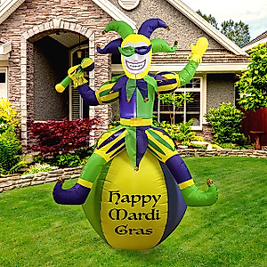 Joiedomi 6 FT Tall Jester On Ball Mardi Gras Inflatable Yard Decoration