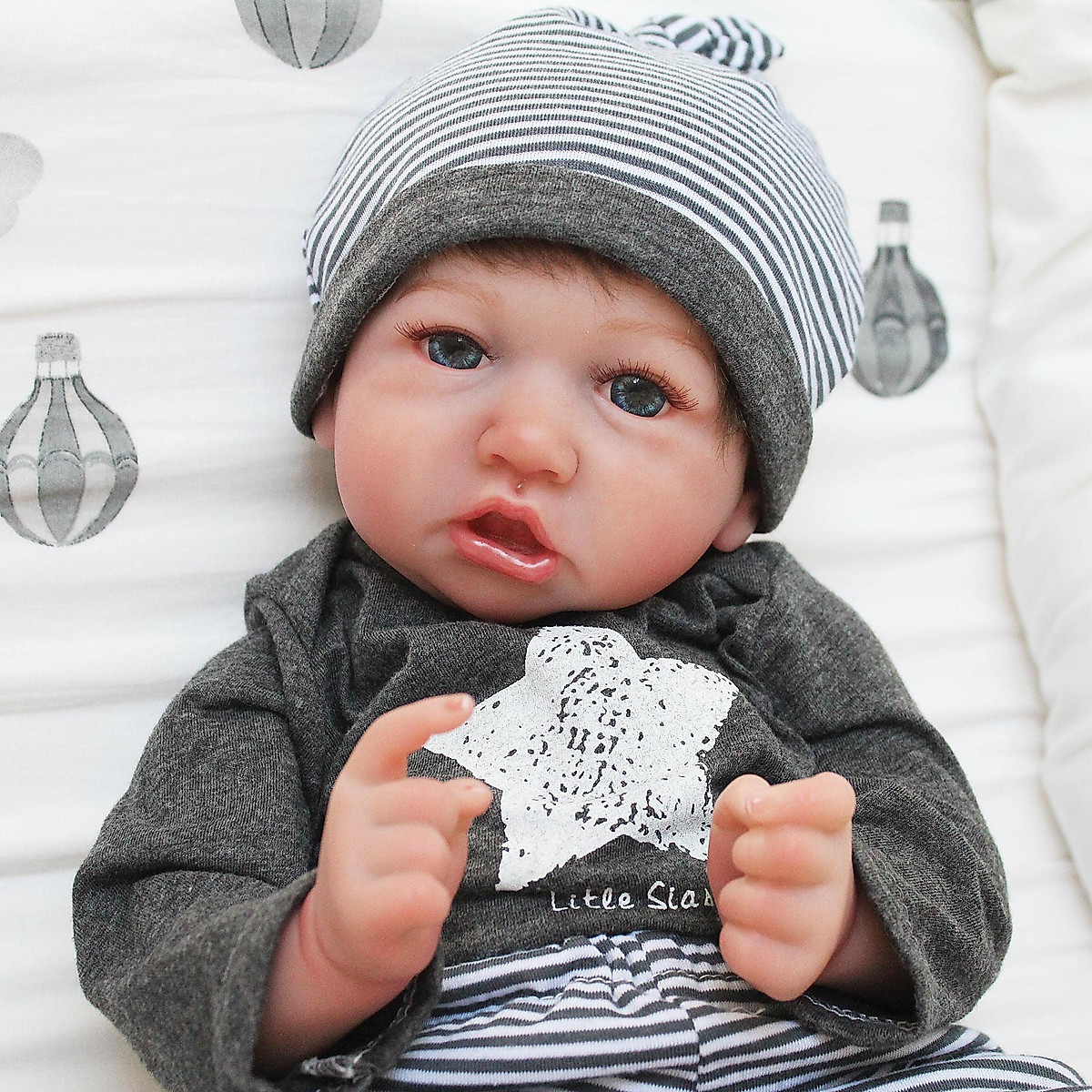 ZIQUE 20 Inch Lifelike Reborn Baby Doll, Realistic Baby Doll Weighted Newborn with Soft Cloth Body, Poseable Full Vinyl Limbs, Real Life Baby Boy Complete Gift Set for Children and Collectors