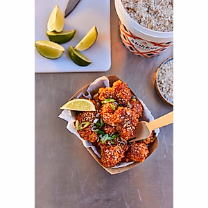 Maldon Salt, Smoked Sea Salt Flakes, 1.1 lb (500 g), Bulk Tub, Kosher, Natural, Gently Smoked Over Oak, Handcrafted, Gourmet, Pyramid Crystals