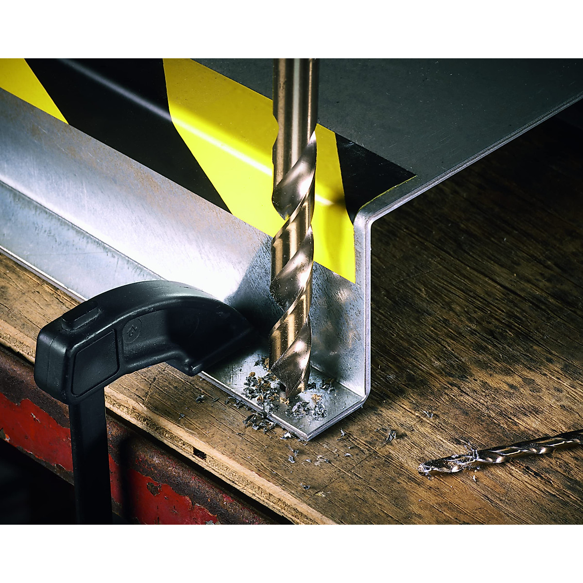 BOSCH CO21B 21-Piece Assorted Set with Included Case Cobalt M42 Metal Drill Bit with Three-Flat Shank for Drilling Applications in Stainless Steel, Cast Iron, Titanium, Light-Gauge Metal, Aluminum