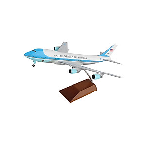 Daron Skymarks Air Force One VC25 with Gear and Wooden Stand Model Kit (1/200 Scale)