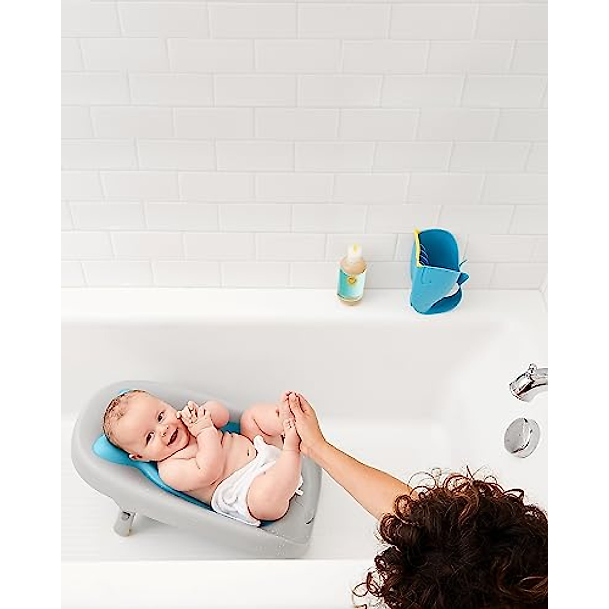 Skip Hop Baby Bath Tub, Moby Recline and Rinse