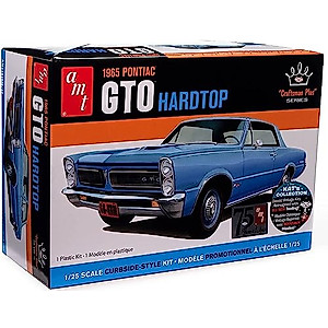AMT 1965 Pontiac GTO Hardtop Craftsman Plus 1:25 Scale Model Kit