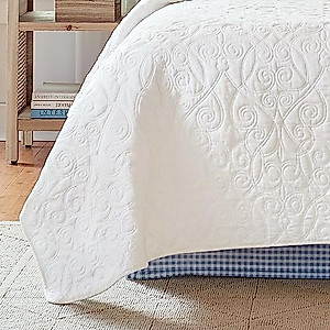 Laura Ashley Felicity Collection Quilt Set-100% Cotton, Reversible, All Season Bedding with Matching Sham(s), Pre-Washed for Added Softness, King, White