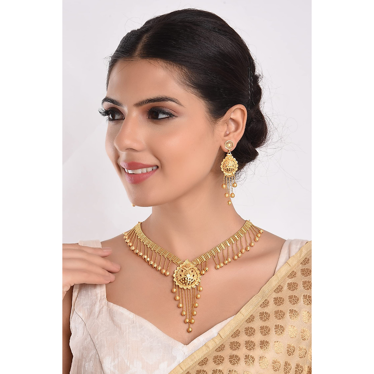 Efulgenz Indian Style Bollywood Fashion Gold Tone Wedding Bridal Pendant Locket Tassel Choker Collar Necklace Earrings Jewelry Set gold