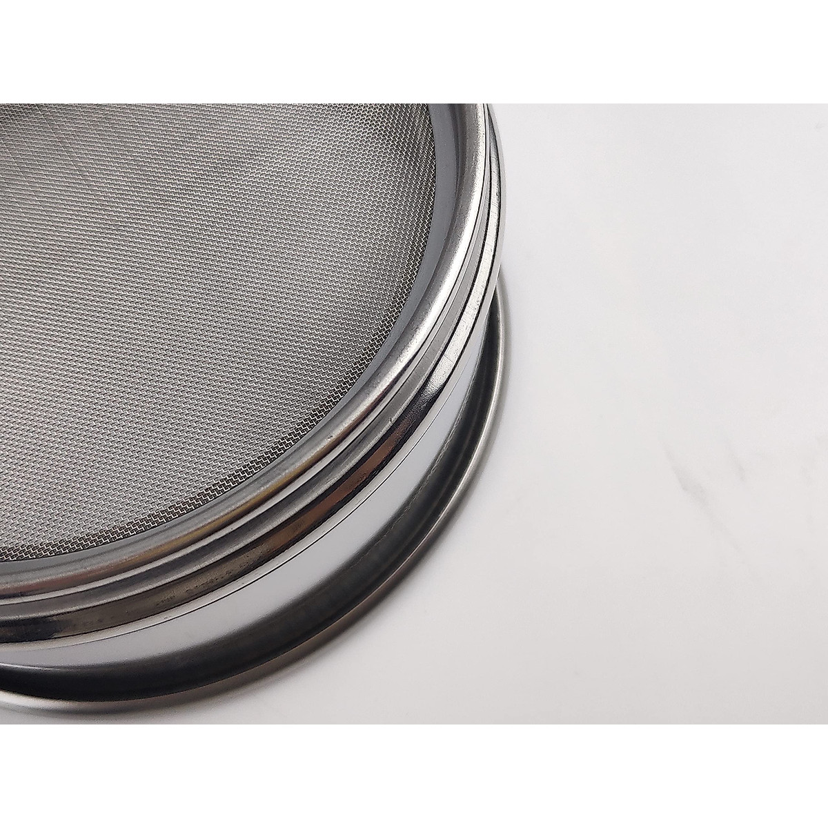 LABALPHA 60 Mesh Lab Sieves, Test Sieve #60 Mesh, 4'' Diameter, 304 Stainless Steel Wire Cloth (0.3mm)