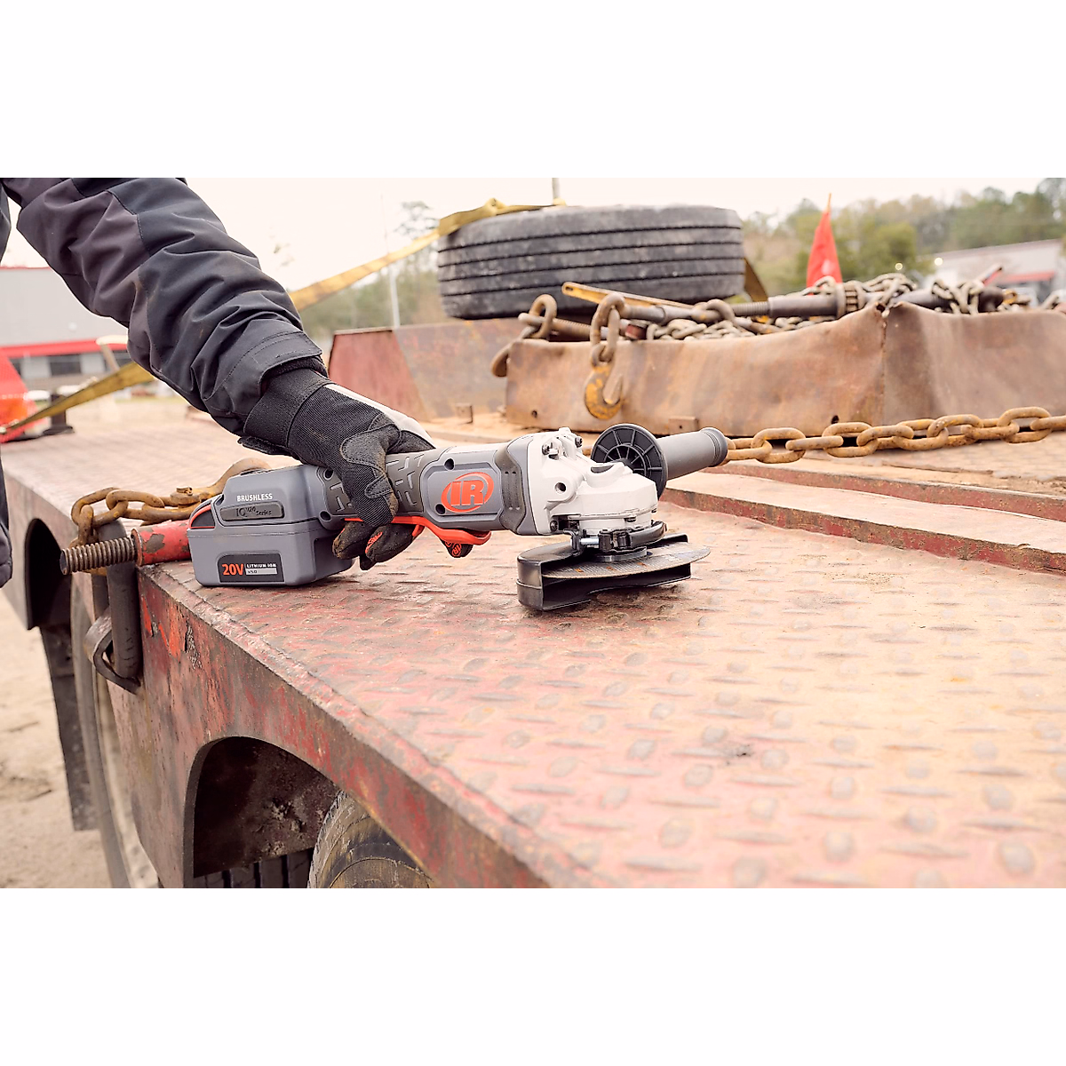 Ingersoll Rand G5351-K22-20V Cordless Angle Grinder and Cut-off Tool, 2 Battery Kit, 8000 RPM, 1HP, 4.5" Wheel