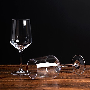 KOXIN-KARLU Unbreakable Classic 18 ounce All-Purpose Plastic Stem Wine Glasses Acrylic Glasses, Set of 8 Clear