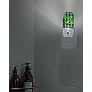 St. Patrick's Day Clover Night Light, LED Plug in Night Light, Green and Black Checkered Green Truck Gold Night Lights with Dusk to Dawn Sensor Decorative Kids/Adults Nightlight for Bedroom Bathroom