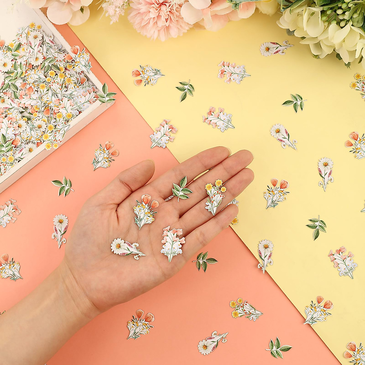 Fangleland 200 Pcs Wildflower Confetti for Girls, Wildflower Scatter Paper Table Decor, Pink Floral Flowers Confetti Decorations For Wedding Bridal Baby Shower Birthday Party