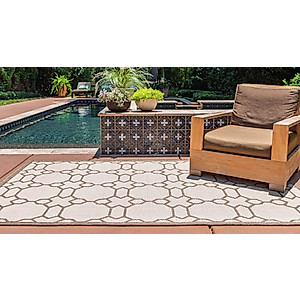 Unique Loom Outdoor Trellis Collection Area Rug - Geometric (6' 1" x 9' Rectangle, Beige/ Brown)