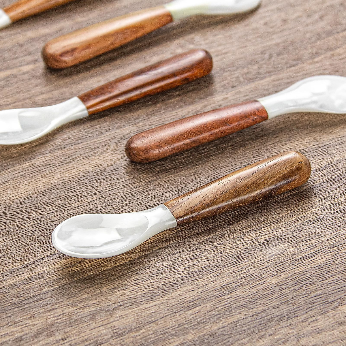 DUEBEL Set of 6 Caviar Spoons of Wood Handle, 4" Mother of Pearl Spoons for Caviar Serving, Egg Serving, Catering Deroration