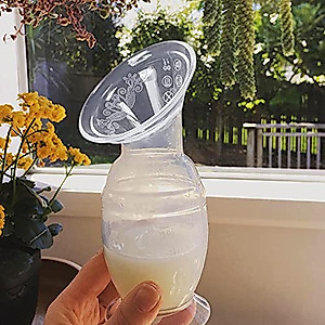 haakaa Manual Breast Pump with Suction Base Breastfeeding Essential, BPA Free, 5oz/150ml