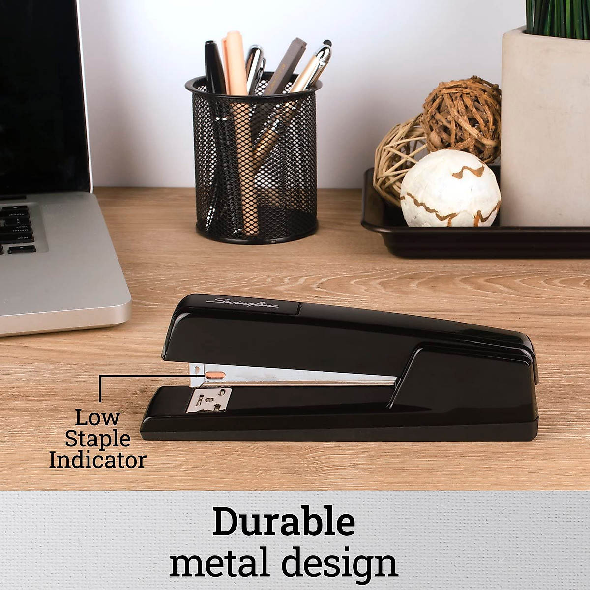 Swingline Stapler, 747, Classic Desktop Stapler Heavy Duty, 30 Sheet Capacity, Portable, Durable Metal Stapler for Office Desk Accessories or Home Office Supplies, Black (74701)