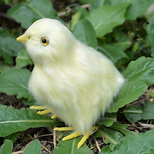 4 x Realistic Furry Baby Chicks Lifelike Plush Fur Animal Spring Easter Chicken Decoration