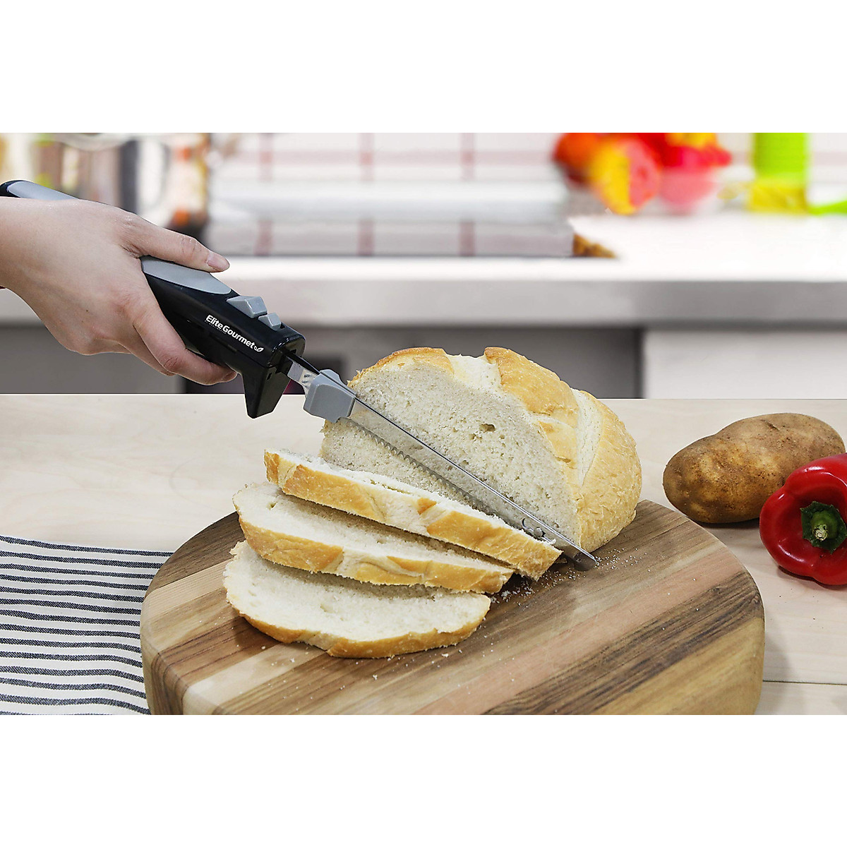 Elite Cuisine EK-570B Electric Knife with 2 Serrated Blades and Easy Eject, Black (Stainless Steel)