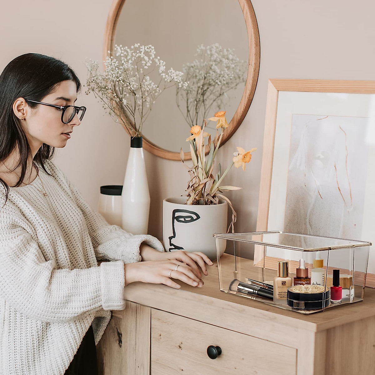 Hudgan Clear Plastic Storage Organizer Bins with Acrylic Lids for Home Office, Kitchen, Cupboard, Pantry Shelves, Medicine Cabinet, Craft Rooms - 4.5-Inches Tall - 4 Pack