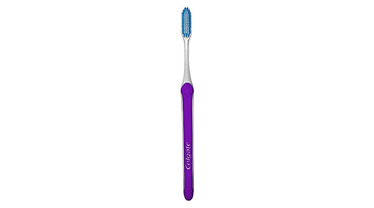 Colgate Slim Soft Toothbrush Pack of 4 | Gentle Oral Care for Sensitive ...