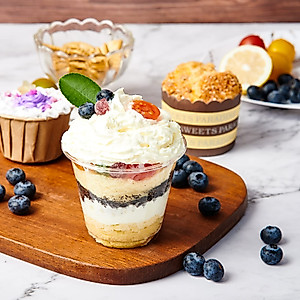 Lilymicky 200 Pack 9 oz Clear Plastic Cups, 9 Ounce Disposable Plastic Drinking Cups, Crystal Clear PET Plastic Cups for Parties, Wedding, Christmas Day