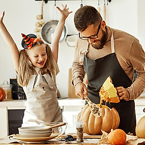 Whaline 7Pcs Fall Wooden Spoons Set Pumpkin Maple Turkey Gnome Wooden Spoons Thanksgiving Natural Burned Cooking Utensil Spoon Engraved Laser Scoops for Party Decoration Home Kitchen Supplies