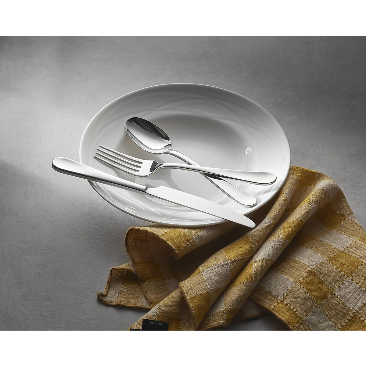 Oneida Grant Piece Everyday Flatware Set, 20 Count, Metallic