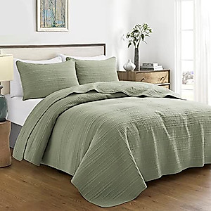 MOONLINE Quilt Set Full/Queen Size Olive Green 3 Piece,Lightweight Soft Microfibre Modern Stripe Pattern Reversible Quilted Bedspread&Coverlet Set for All Season (Includes 1 Quilt and 2 Pillow Shams)