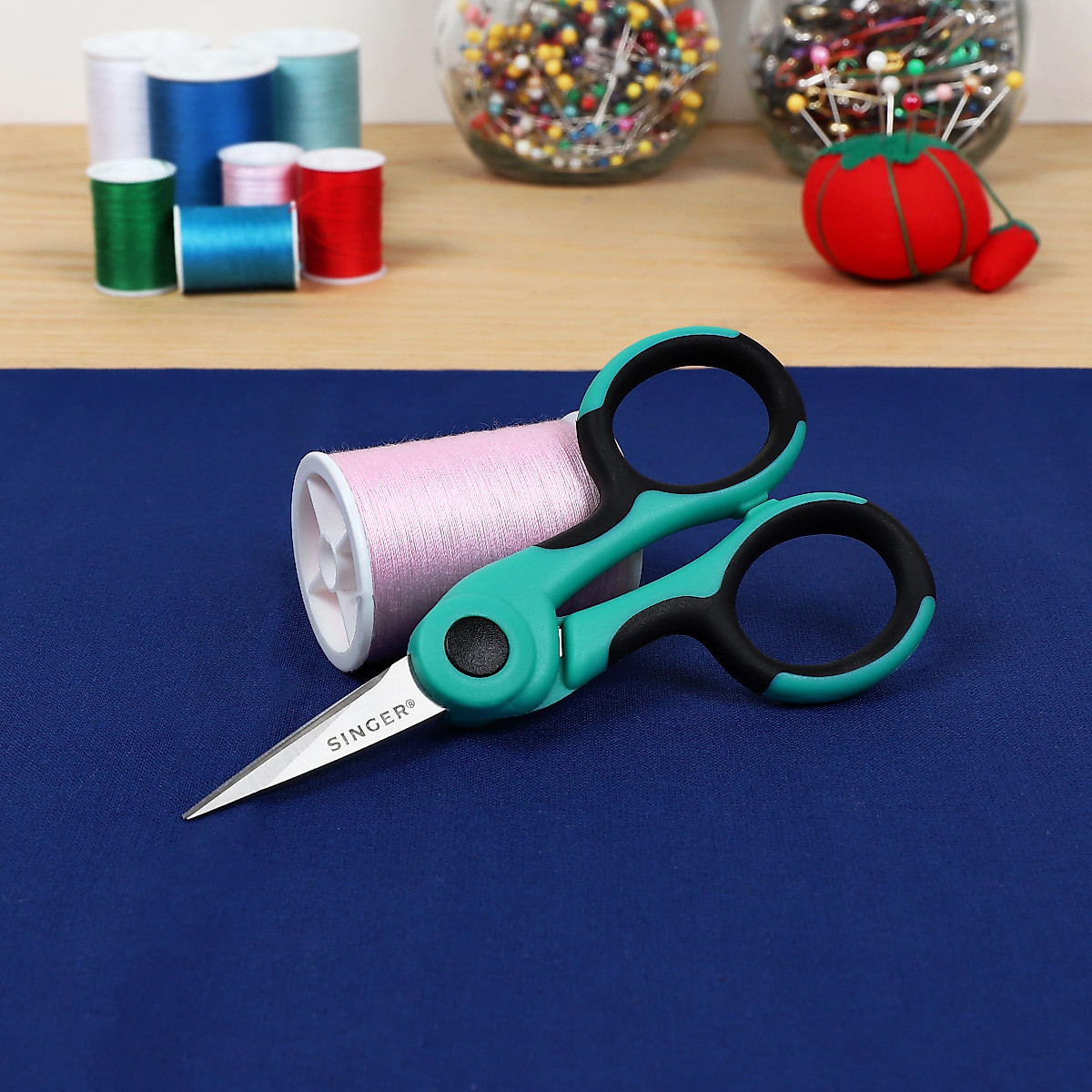 SINGER 00557 4-1/2-Inch ProSeries Detail Scissors with Nano Tip, Teal
