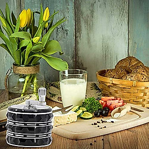 2.5 Inch Hand Crank Grinder, Potable Large Grinder With Clear Top Cover, Best Gift(Black)