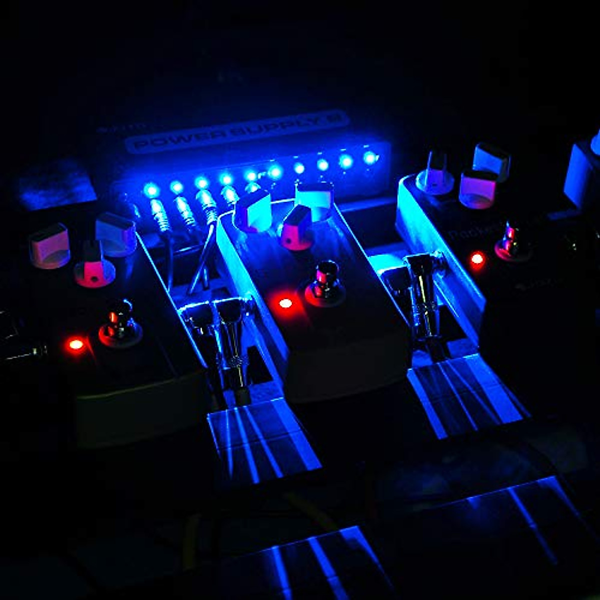 JOYO R-07 Aquarius Digital Delay Pedal Bundle with JP-02 DC 9V 12V 18V Pedal Power Supply