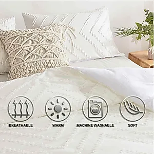 Nanko Pillow Case/Pillow Shams Queen Set of 2, White Tufted Jacquard Boho Soft Shabby Chic Microfiber Pillow Covers, Soft Comfortable for Home Hotel Bed, Modern for Men and Woman, 20 x 30 inch