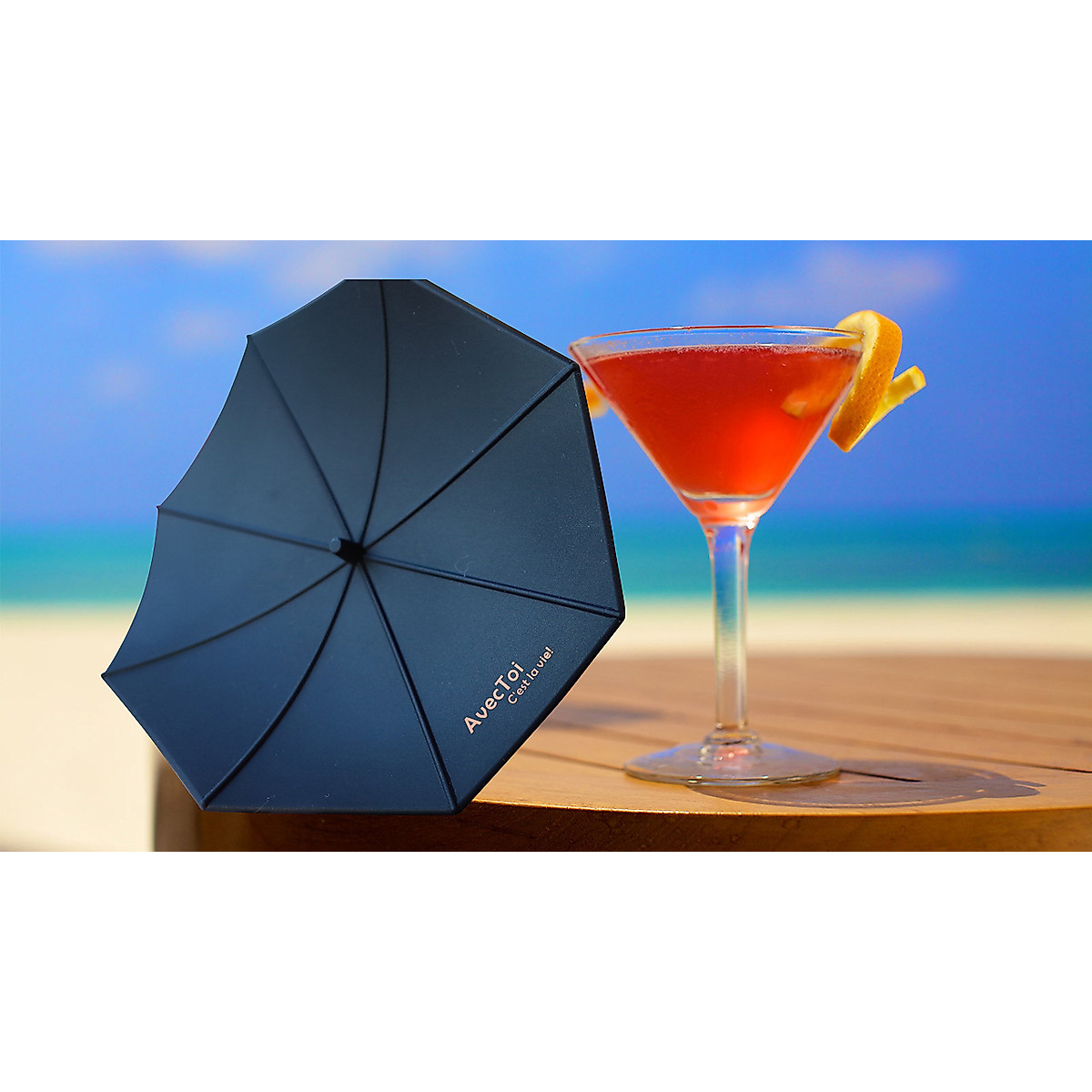 AvecToi Set of 2 Food Grade Silicone Mug Cover Suction Lids for Coffee Mugs, Tea Cups - Keep Drinks Warm or Cold Longer (Black)