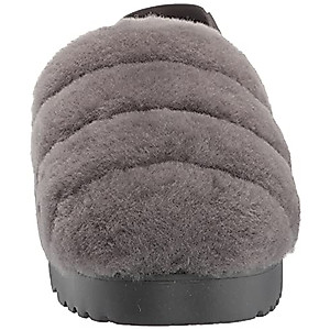 UGG Women's Super Fluff Slipper, Charcoal, 10
