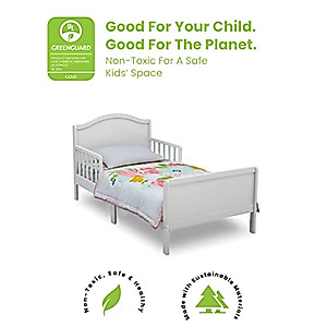 Delta Children Bennett Wood Toddler Bed - Greenguard Gold Certified, Bianca White
