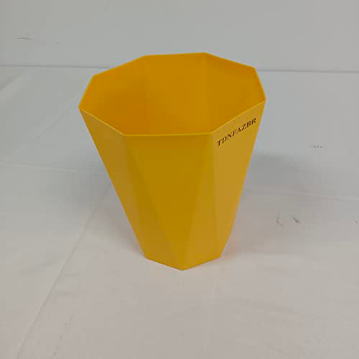 TDNFAZBR Trash containers for Household use, Waste Basket, Plastic Kitchen Waste Box, Bathroom Trash can, for Family/Office/RV/Bedroom